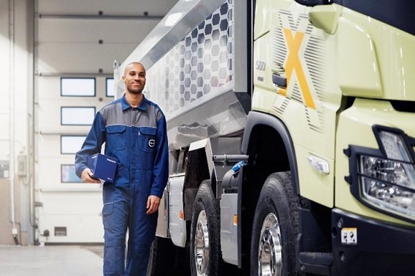 Volvo Trucks dealers excel in uncertain times