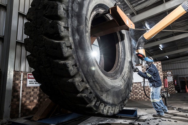 Time is money: why it ‘pays’ to be strategic with mining tire service work