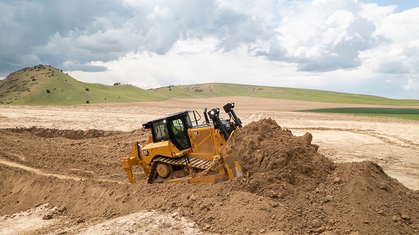 Next generation Cat® D8 dozer provides next-level technology