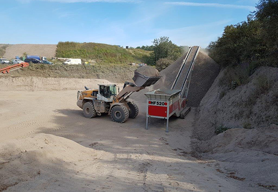 Boosting production and lowering costs with high spec hopper feeders