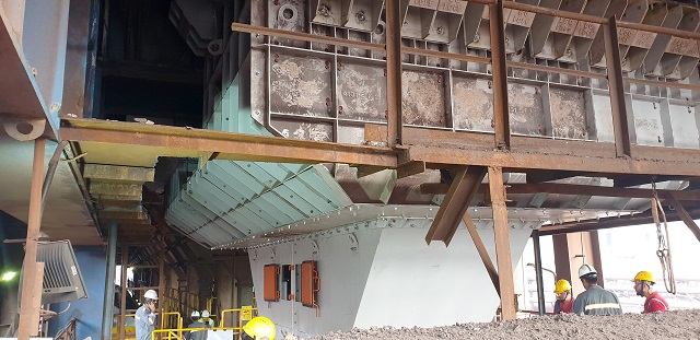 Demanding chute design for sinter plant